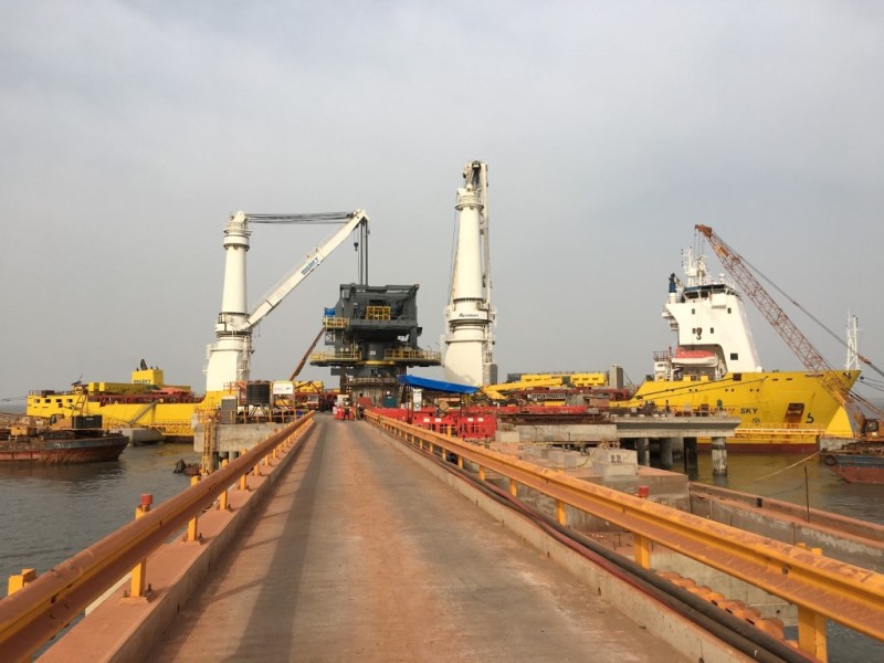 Barge loader to Kamsar