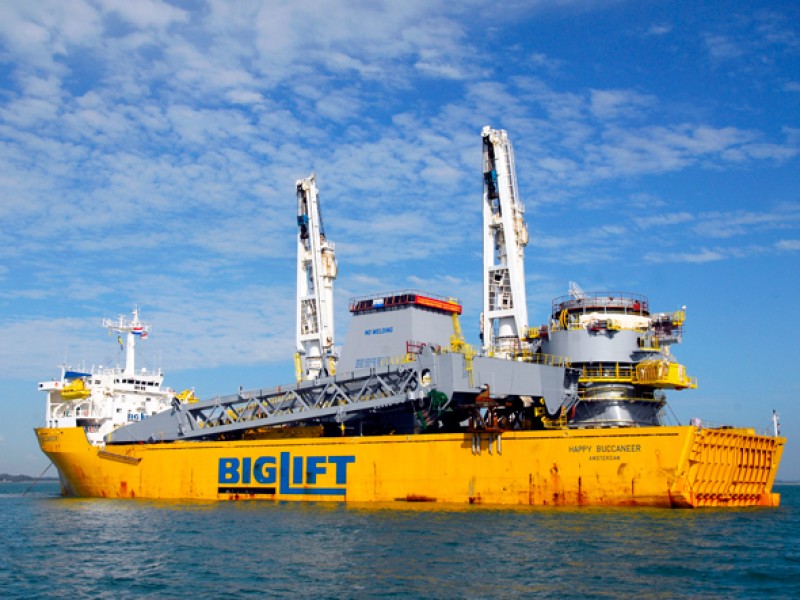 Huisman's newbuilding HLMC